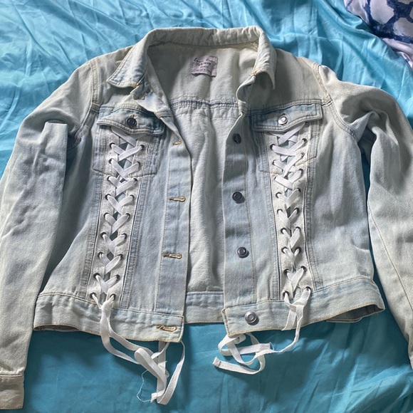 Love Tree | Jackets & Coats | Love Tree Junior Denim Jacket | Poshmark